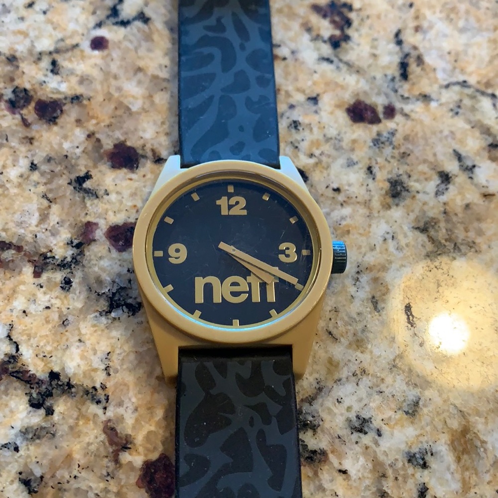 Neff Watch. - Gem